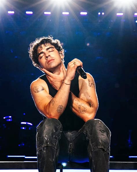 Joe Jonas Jonas Brothers Joe Jonas Nick Jonas