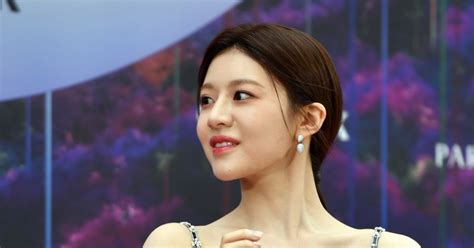 [포토]‘너무 긴장해서 백상예술대상 고윤정