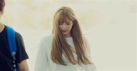 [bnt포토] 블랙핑크 리사 완벽한 비율