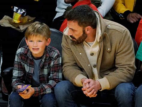 Ben Affleck Son Samuel Sit Courtside At Lakers Game Photos Us Weekly