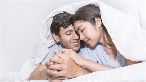 Seks Berkualitas Dapat Membuat Kulit Menjadi Lebih Glowing Klikdokter