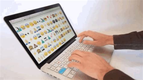 Emoji Typing Keyboard 