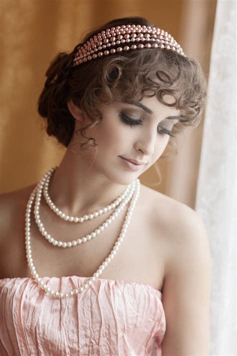 22 1920s Hairstyles That Bring Glamour And All That Jazz 1920