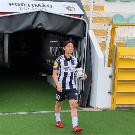 Coreanos Acreditam Na Passagem à Próxima Fase Renascença Coreanos Acreditam Na Passagem à Próxima Fase Renascença