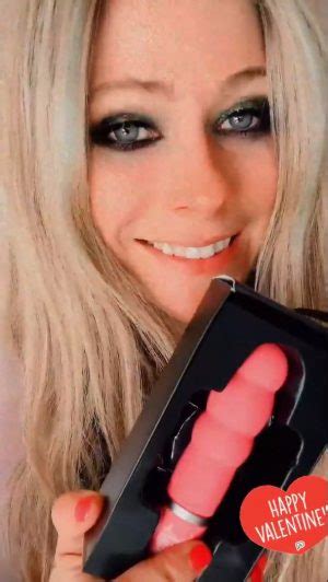Avril Lavigne Sex Toy Face Of The Day