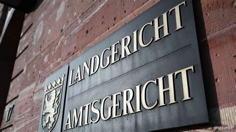 Ehemann Vergiftet Bew Hrungsstrafe F R Pflegende Ehefrau Wegen Mordversuch Zeit Online