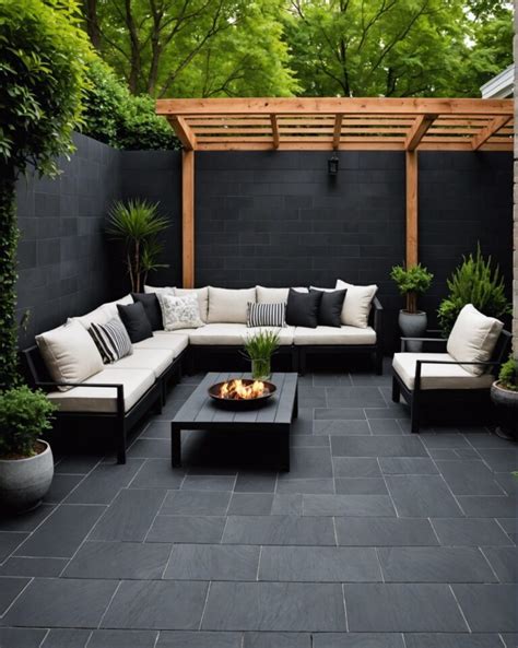 20 Beautiful Ways To Add A Retaining Wall To Your Sloped Yard Toolzview