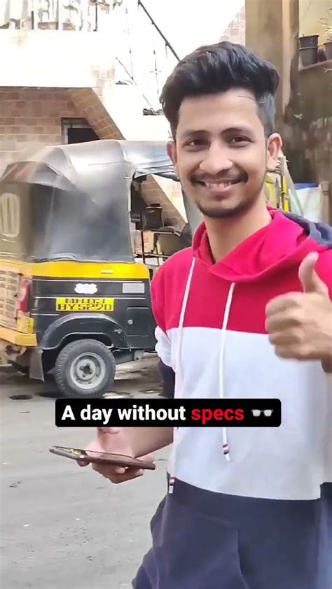 A Day Without Glasses | Tag your chashmish friend | #funny #funnyvideo #relatable - YouTube