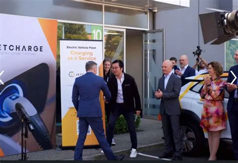 on linkedin [loopit 024] jet charge offers charging as a