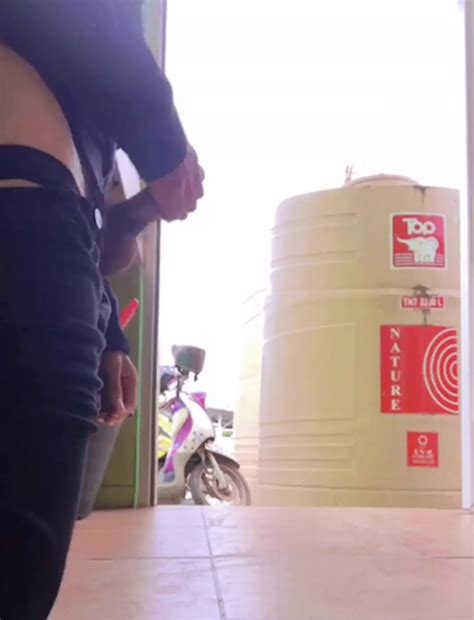 Secretly Come To Hand Job In Public Restroom Gay Porn F XHamster