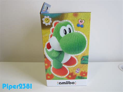 Piper2381 Mega Yarn Yoshi Amiibo