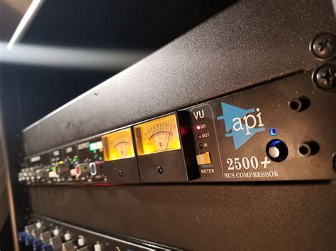 Api 2500 Buss Compressor Reverb