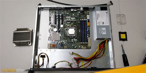 Hardware Monitoring To Reduce Server Downtime