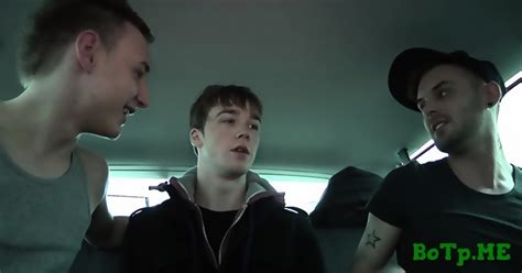 Hot Chaps Enjoy Hot Car Sex