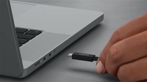 Cổng Kết Nối Thunderbolt Là Gì So Sánh Tốc độ Giữa Thunderbolt 1 2 3 Và 4 Phongvu Vn