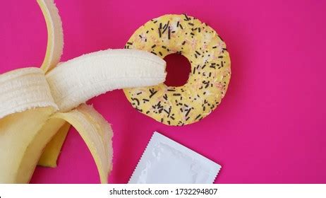 2 464 Donut And Banana Stock Photos Images Photography Shutterstock