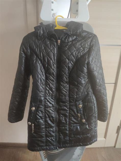 Курточка зимова — ціна 100 грн у каталозі Куртки Купити жіночі речі за