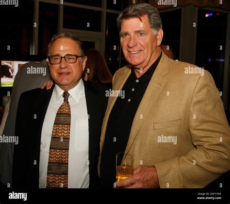 St Louis Cardinal Broadcaster Mike Shannon Poses For A Photo With