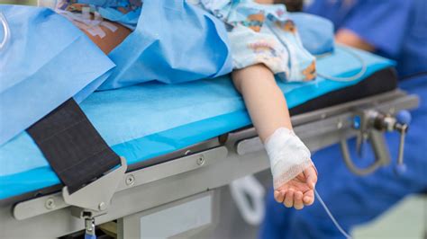 В Екатеринбурге задержали заведующую детским садом по делу о гибели шестилетнего мальчика — РТ