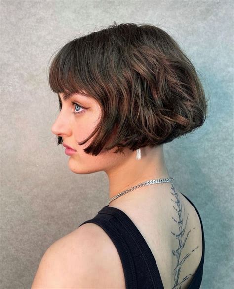 32 Trendy Wavy Bob Hairstyles
