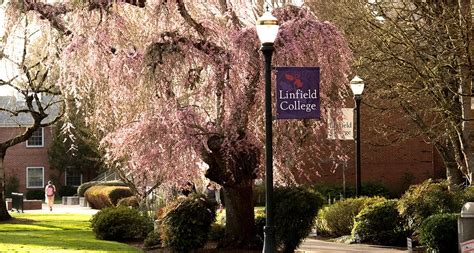 Linfield University Mcminnville Or
