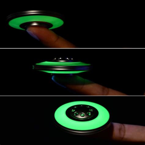 Ufo Fidget Spinner Juguete Sensorial Que Brilla En La Oscuridad Con
