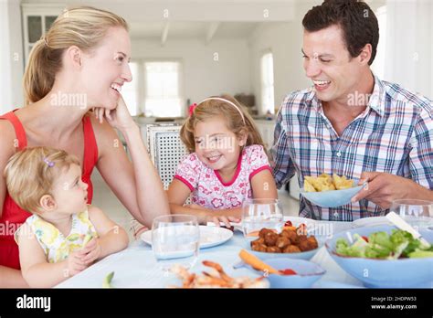 Parent Eating Family Parents Eat Families Stock Photo Alamy