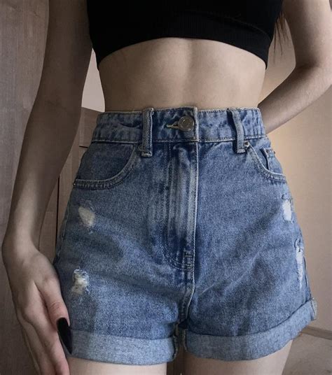 Джинсові шорти — ціна 300 грн у каталозі Шорти Купити жіночі речі за доступною ціною на Шафі