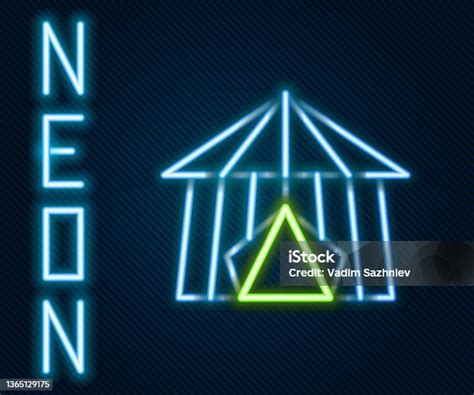 검은 색 배경에 고립 된 빛나는 네온 라인 서커스 텐트 아이콘 카니발 캠핑 텐트 놀이 공원 다채로운 개요 개념 벡터 공연에 대한 스톡 벡터 아트 및 기타 이미지 Istock