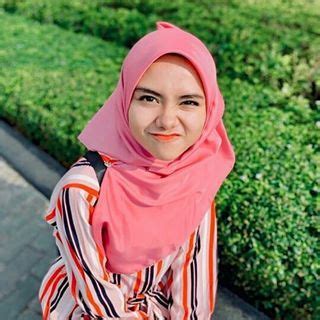 Awek Melayu Tudung Merah Oliver Oliver