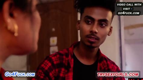 Desi Kamwali Aunty Ko Salary Di Aur FIR Chod Diya