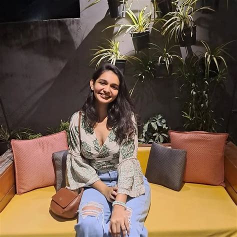 saumya mehta saumya 041 threads say more