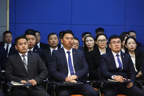 Монгол Улсын Ерөнхийлөгч У Хүрэлсүх Авлигын гэмт хэрэг үйлдсэн этгээдэд тохирох ял шийтгэл