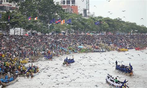 សម្តេចធិបតី ហ៊ុន ម៉ាណែត ៖ ព្រះរាជពិធីបុណ្យអុំទូក បណ្តែតប្រទីប និងសំពះព្រះខែ អកអំបុក នៅឆ្នាំ២០២៤