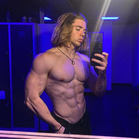 Physique Motivation Matthis Coleman Monday Xyz