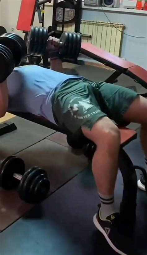 Big Bulge In Gym 日本語で Big Bulge In Gym 日本語で