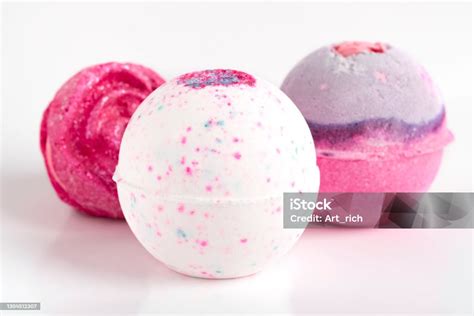 아름다운 목욕 폭탄 세트 공의 형태로 향기로운 목욕 소금 배스 밤에 대한 스톡 사진 및 기타 이미지 배스 밤 색상 묘사 다중 색상 Istock