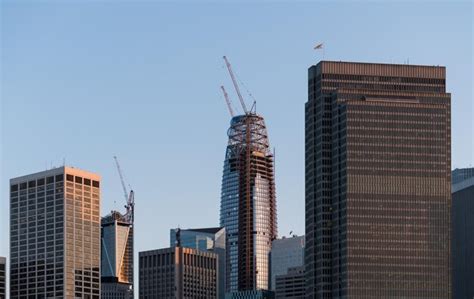 Premium Photo New Construction In The Downtown Area Of San Francisco