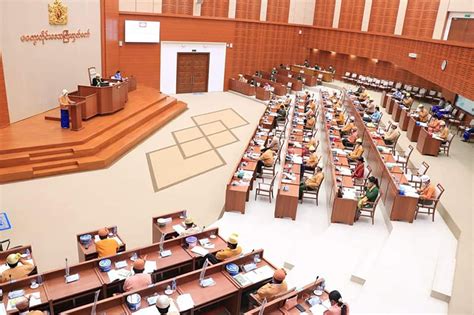 မကွေးတိုင်းလွှတ်တော်ရုံး ဝန်ထမ်း ၃၀ တာဝန်မှ ယာယီရပ်ဆိုင်းခံရ