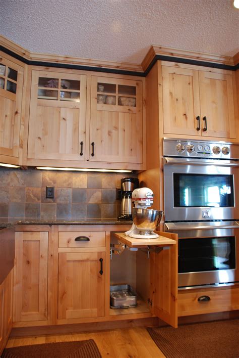 Alder Vs Maple Cabinets