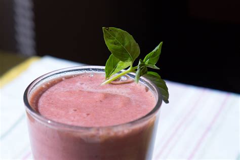 Strawberry Basil Smoothie • Aaron Parecki