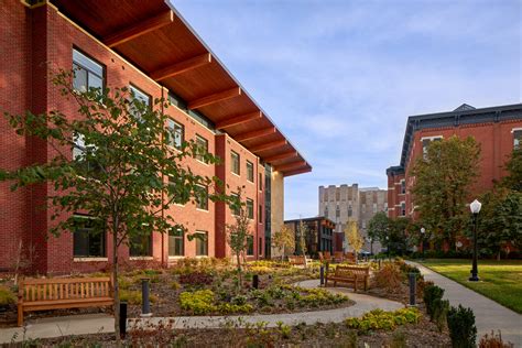 Creighton University Jérôme Nadal Sj Jesuit Residence Holland Basham Architects