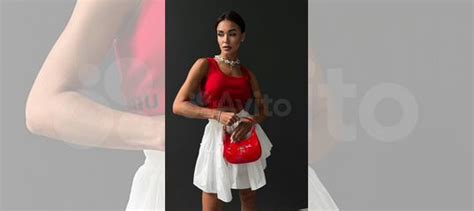 Miu Miu топ стильный хит 2024 купить в Москве с доставкой Личные вещи Авито