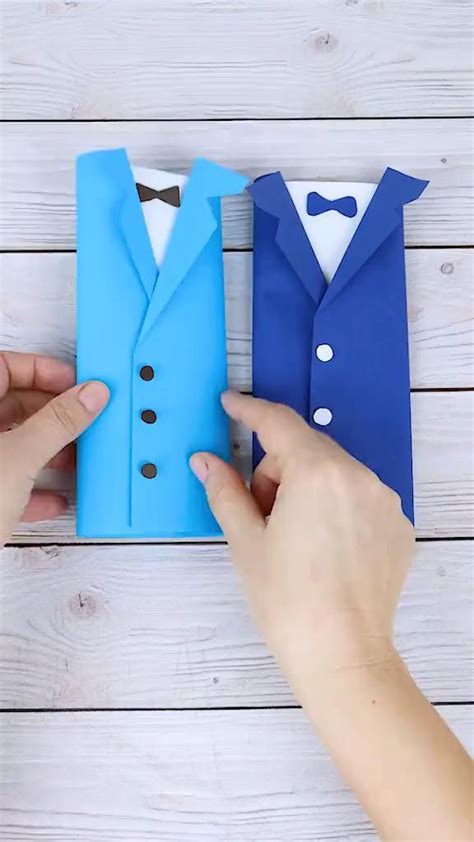 подделки своими руками из глины фетра картона бумаги детям в садик открытка подарок парню