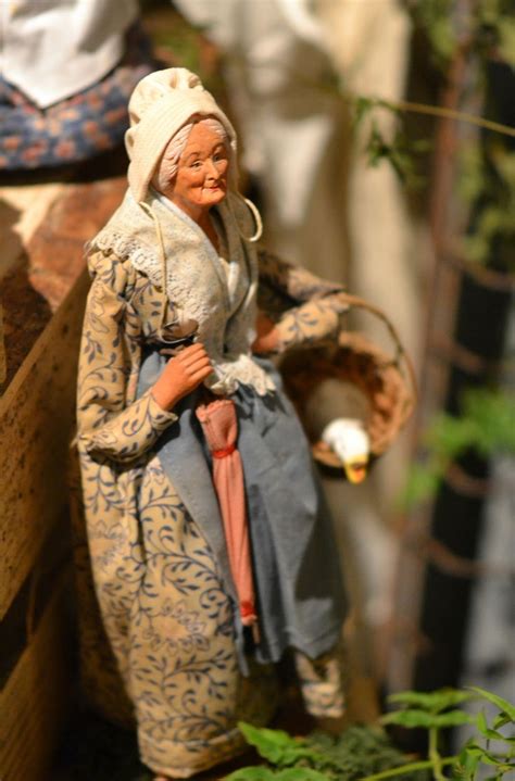 Pin On Dolls Santons De Provence Figurine Display Nativity