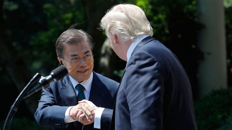 Trump Y Moon Acordaron Mantener Máxima Presión Sobre El Régimen De Kim Jong Un Infobae