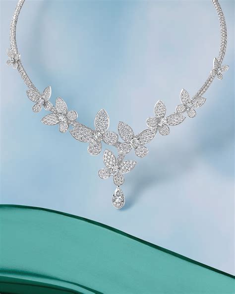 Pavé Butterfly Fine Diamond And Ruby Jewelry Graff