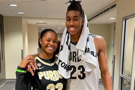 Jaden Ivey And Niele Ivey All About The Basketball Stars Mother Son Relationship Yahoo Sport