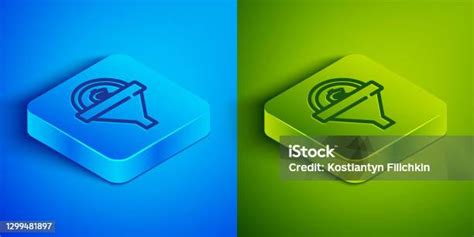 파란색과 녹색 배경에서 격리된 등색 선 리드 관리 아이콘입니다 돈으로 깔때기 대상 클라이언트 비즈니스 개념 정사각형 버튼입니다 벡터 개념에 대한 스톡 벡터 아트 및 기타