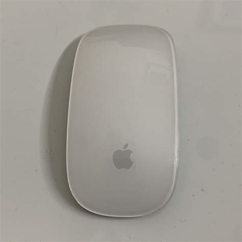 Apple Magic Mouse 2 White A1657 Emc2923 Retro Unit